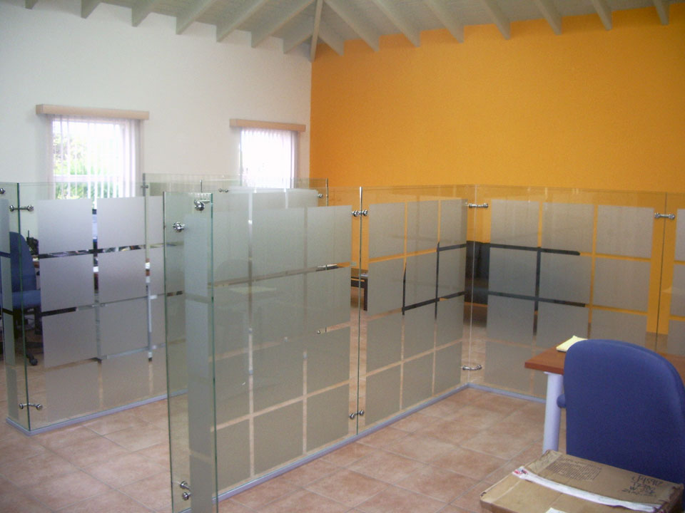 Elite Free Standing Glass Wall Dividers