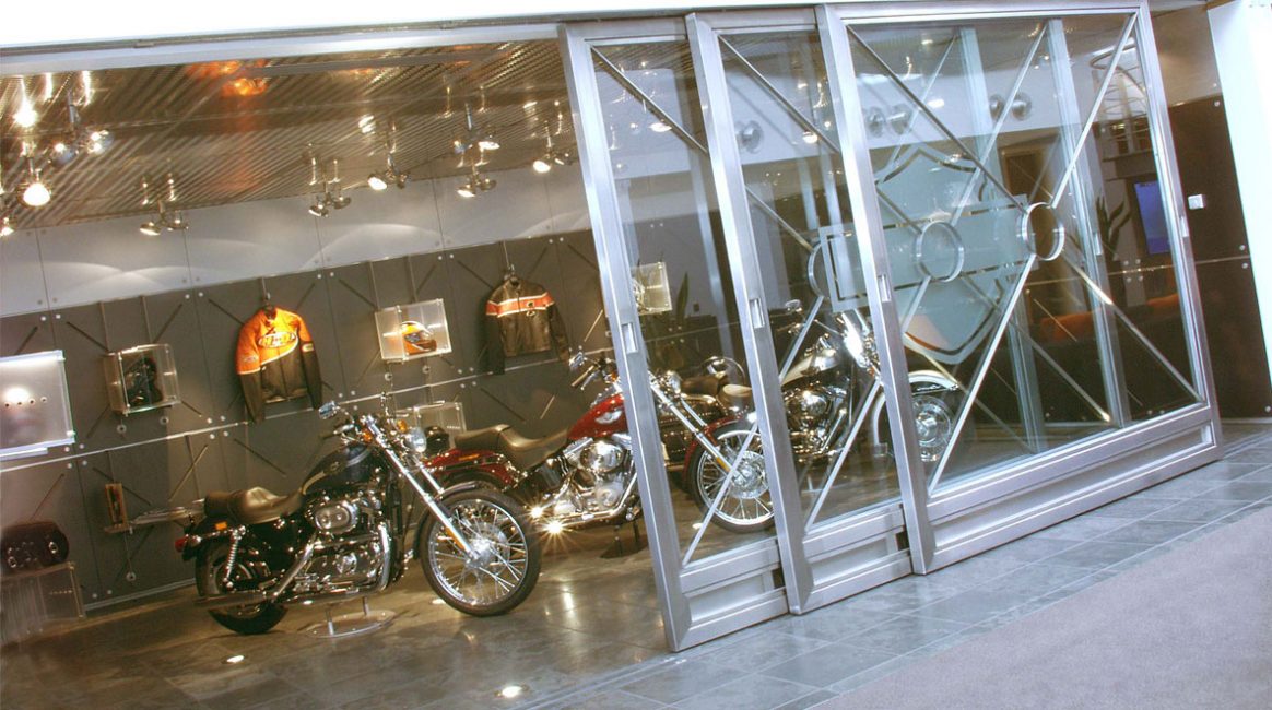 Glass Office Walls | Interior Glass Wall Systems | Avanti Systems USA